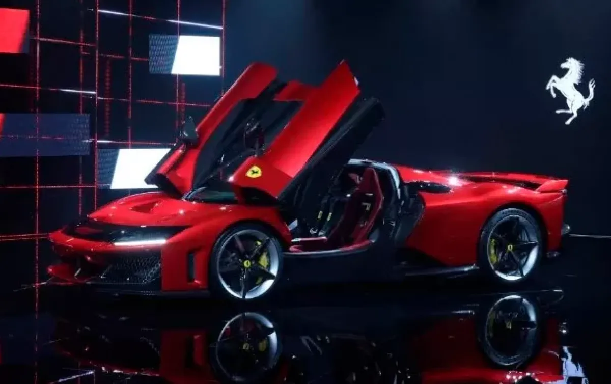 Ferrari lança supercarro avaliado em mais de R$ 22 milhões - Veja Essa